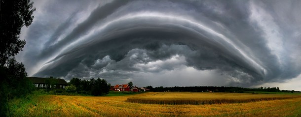 Gust front over central Sweden - Photorator