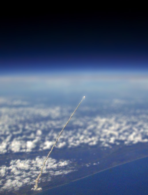Launch photographed from space tilt-shift photography - Photorator