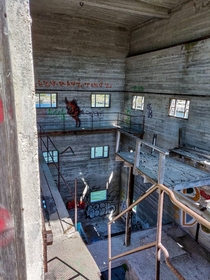 Abandoned limestone facility - Photorator